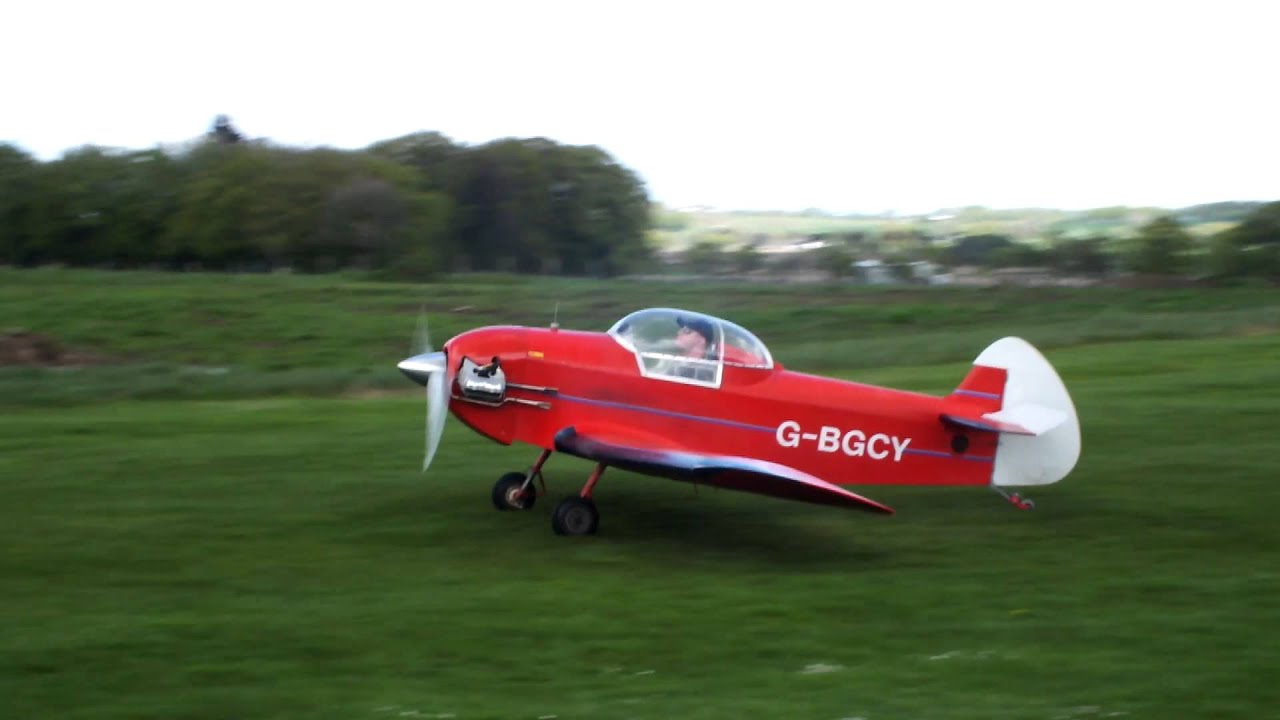 Taylor Monoplane G-BGCY landing at Strathaven - YouTube