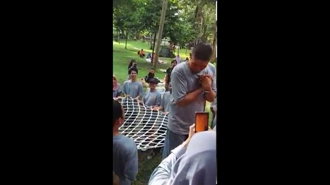 Extreme Trust Fall Fail Outbound Games UAD - YouTube