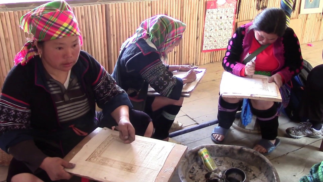 Hands on handicraft with Sapa O'Chau Sapa Vietnam - YouTube