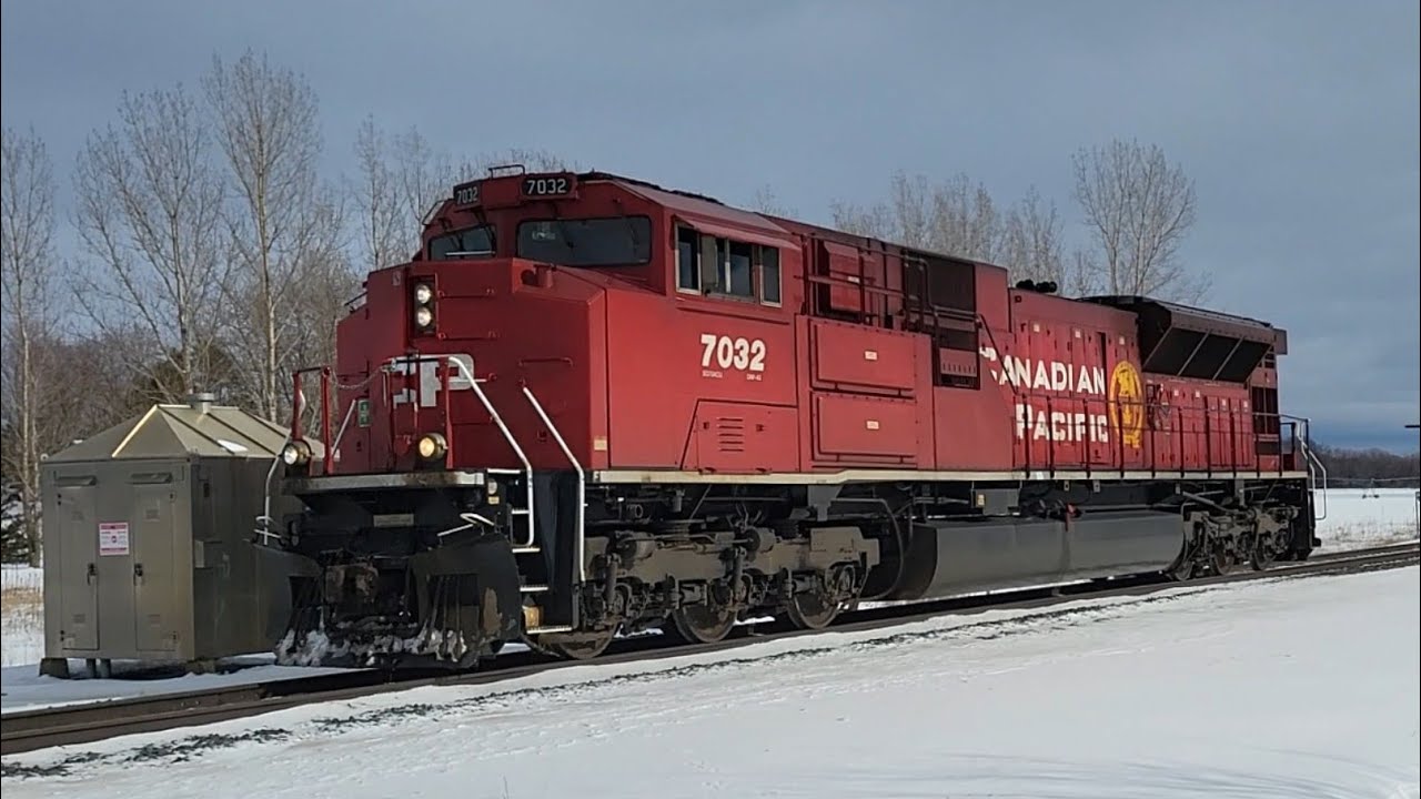 CPR Trains at Spence (FEB 28/23) - YouTube