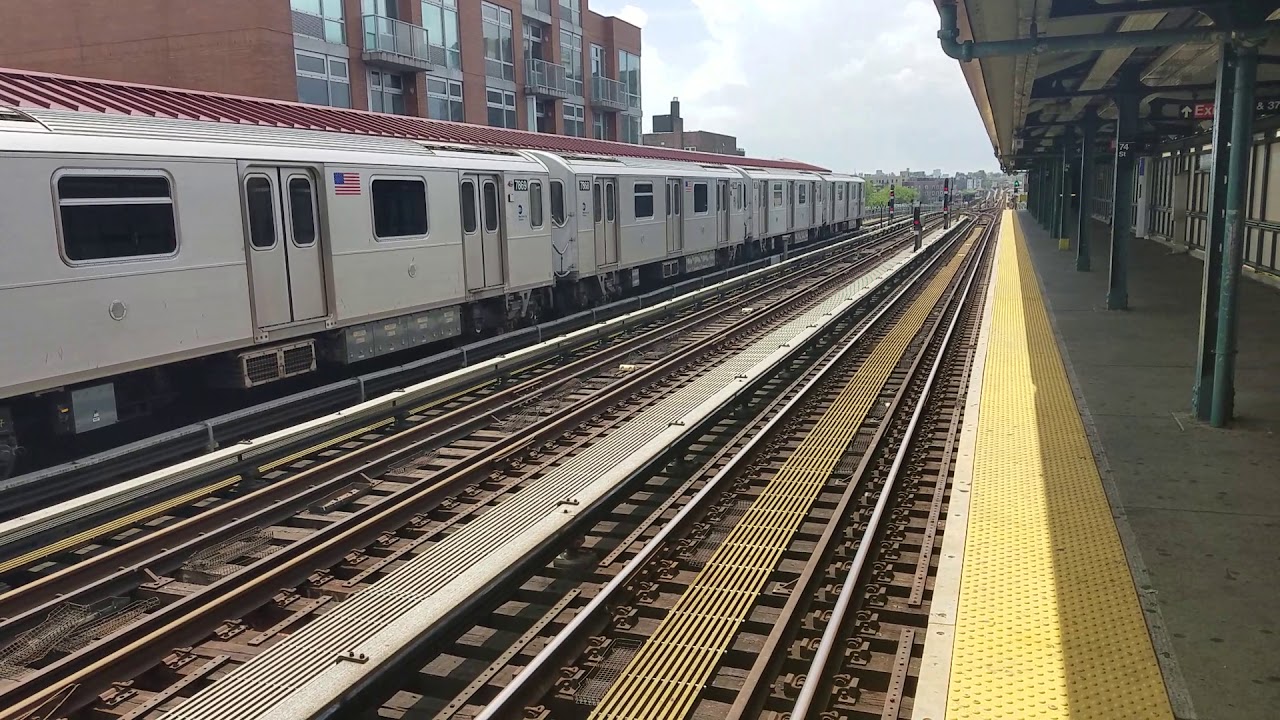 R188 7 Train at 74th Street-Broadway - YouTube