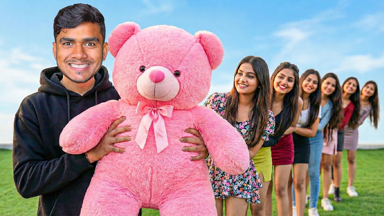 Single boy giving 🧸teddy 🤭challenge for 10 random girl 😱 - YouTube