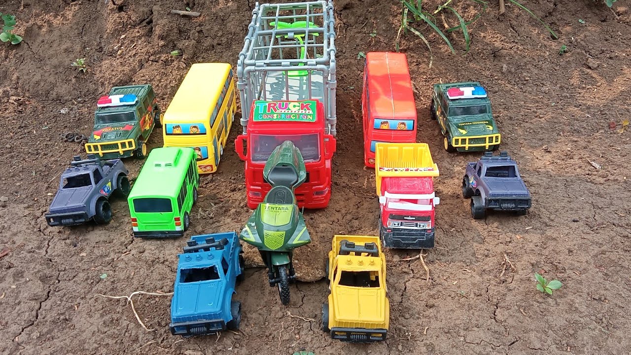 Cars toys,bus rocky,bus gani,bus lani,truk pasir,truk hewan. - YouTube