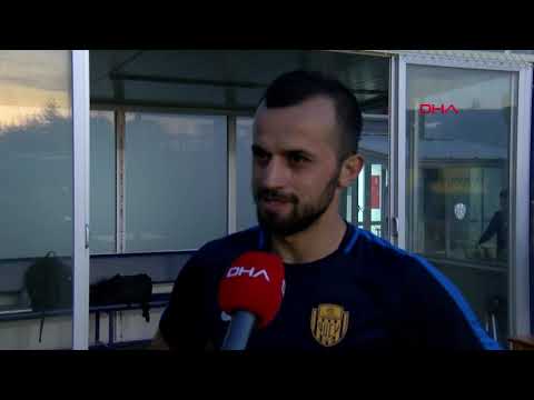 İlhan Parlak: Fransa'da kardeşlerimiz o selama durduğunda çok gururlandık