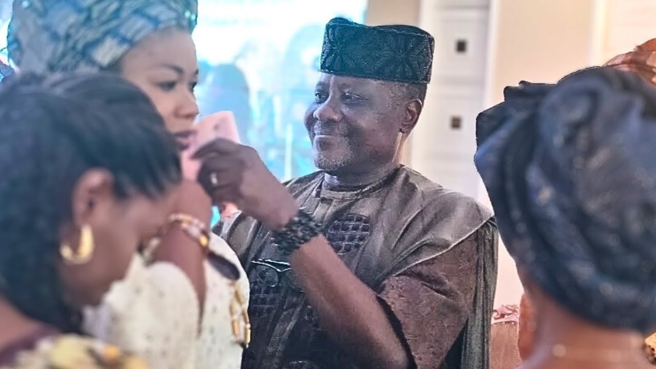 Veteran Actor Aluwe On The Dance Floor At His 70th Birthday Party - YouTube