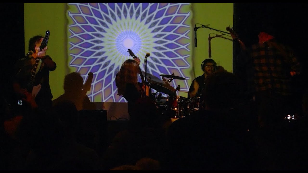 Broken Robots - Going Places (Live at Martyrs') - YouTube