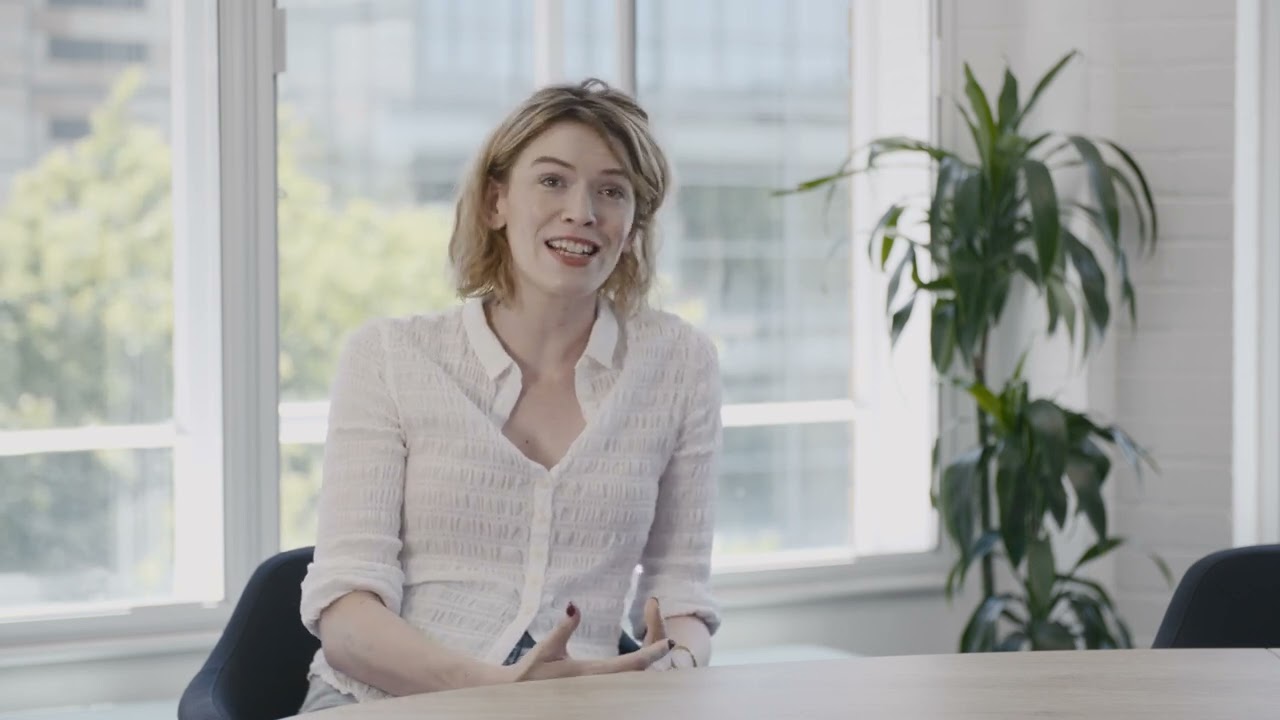 Eliza Eddison - FabricNano - Future of Britain - YouTube