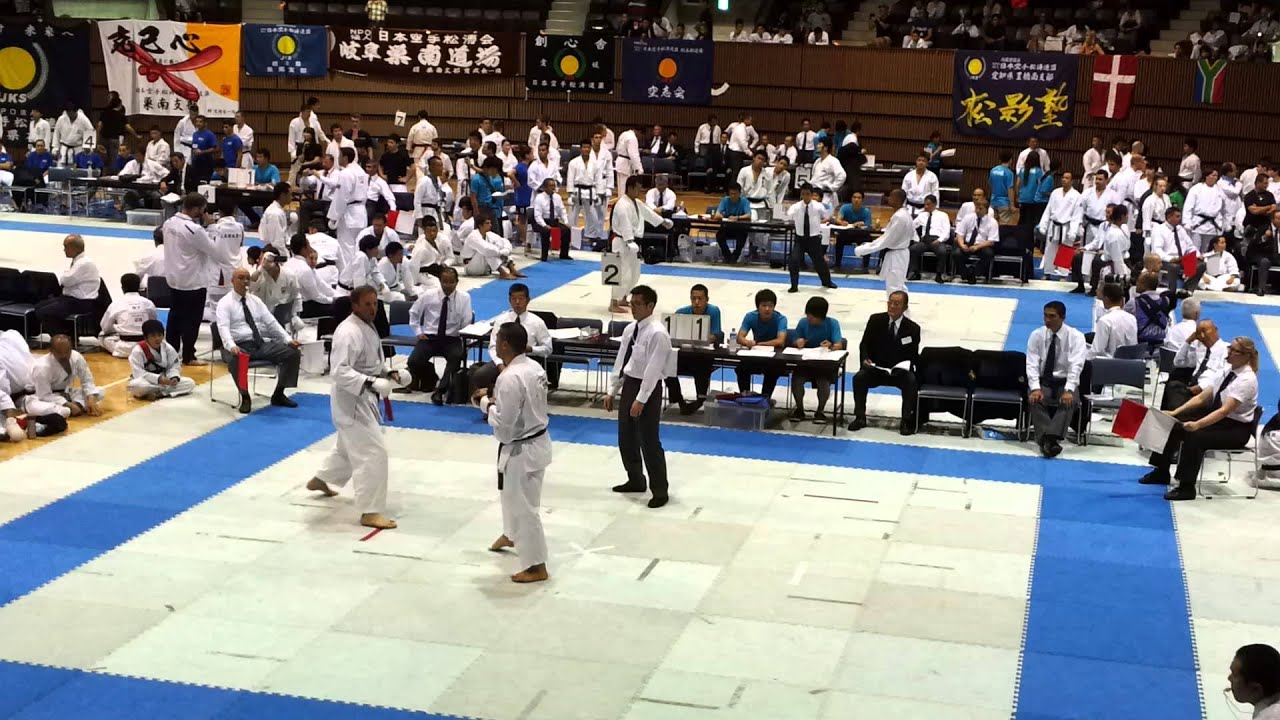 WK JKS karate ronde 2 Sensei Eric Bortels vs Yutaka Koike Sensei ...