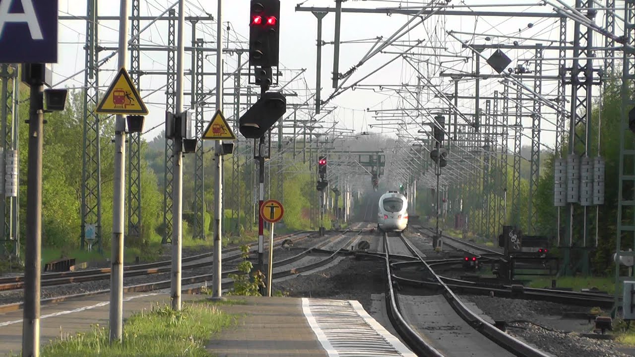 ICE TD, DSB, flash passing Bahnhof Bad Oldesloe, 12- 5-2013 - YouTube