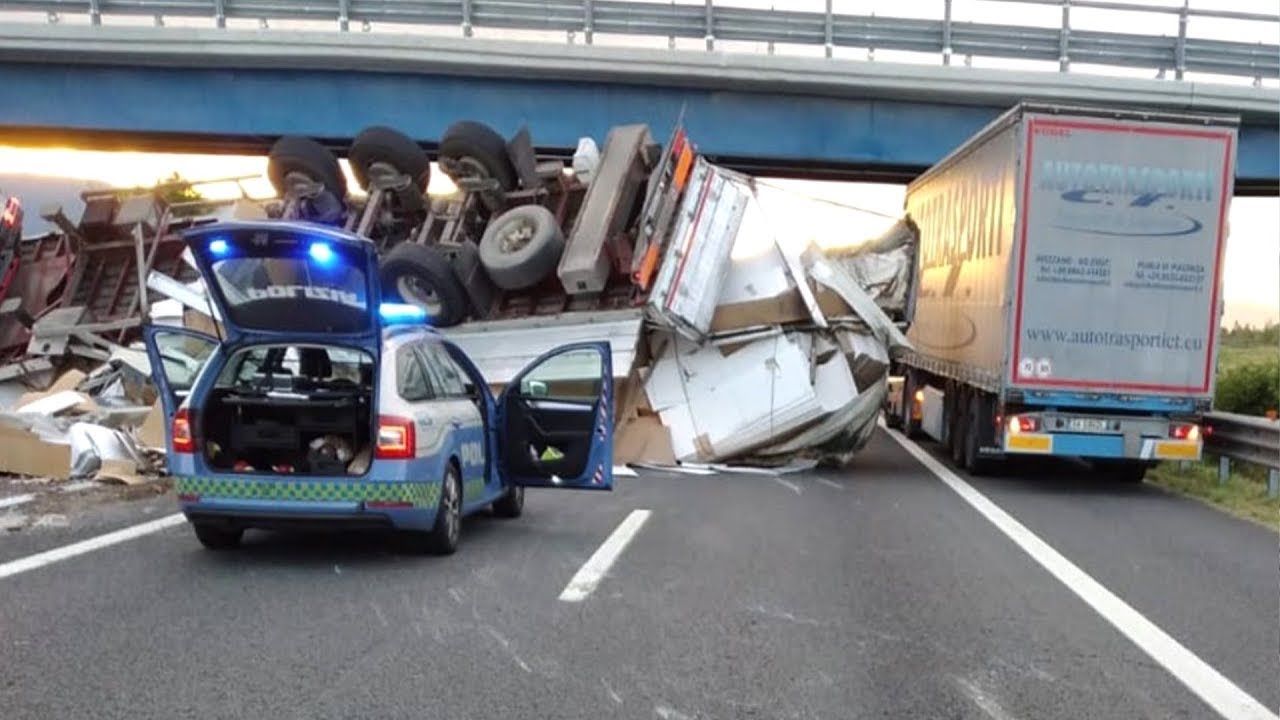 SHOCKING Moments Of Car FAILS Compilation 2024 - Idiots In Cars Caught ...