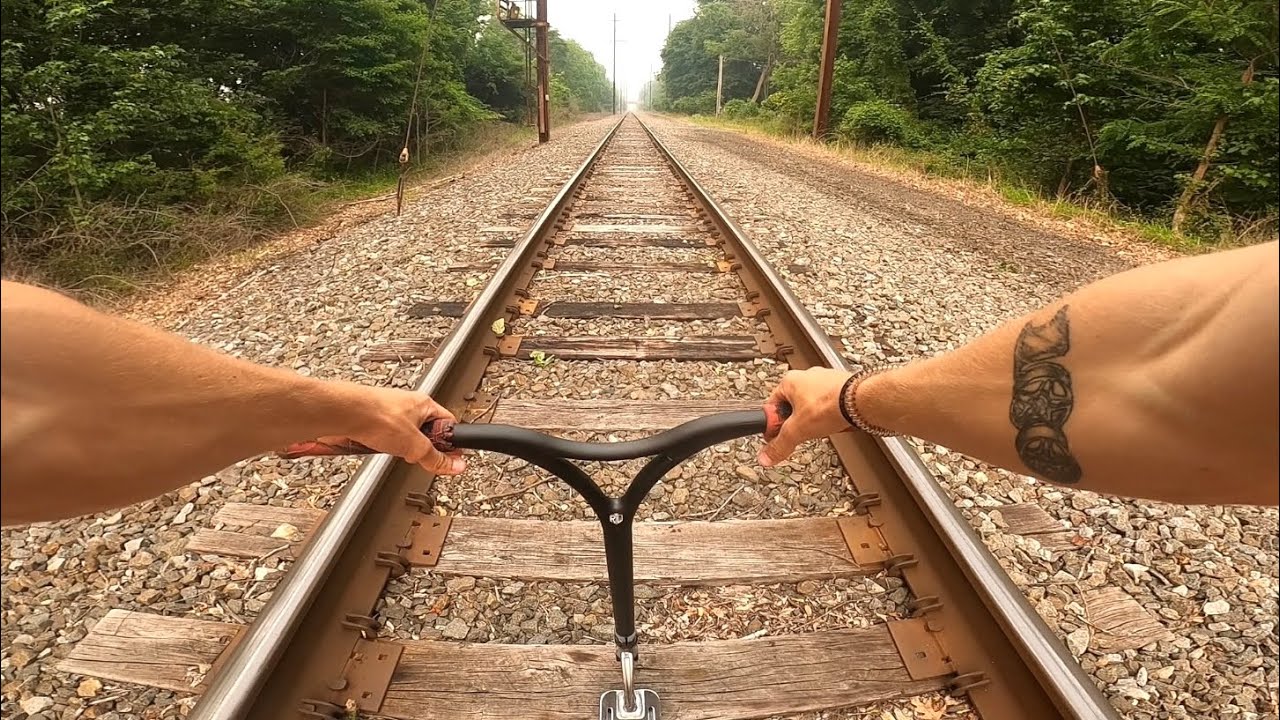 Scooter On LIVE TRAINTRACKS - YouTube