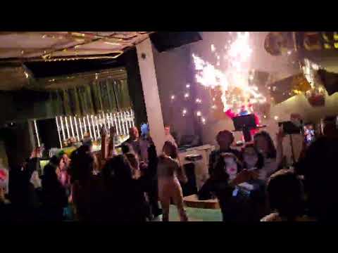 glass.restaurant by @circle.restaurant 🤩Hər gün canlı musiqi / Живая музыка каждый день 🎶