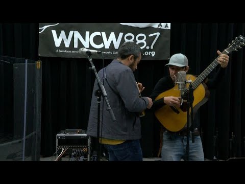 Mike Guggino & Barrett Smith - "Santa Lucia" - YouTube