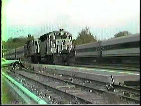 NJT 4102 GP40PH 2 4160 U34CH Waldwick meets EB U34CH - YouTube