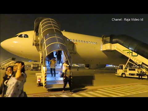 Terbang Dengan Airbus A330-300 Pesawat Garuda Indonesia Bali Jakarta, Pengalaman Terbang Malam