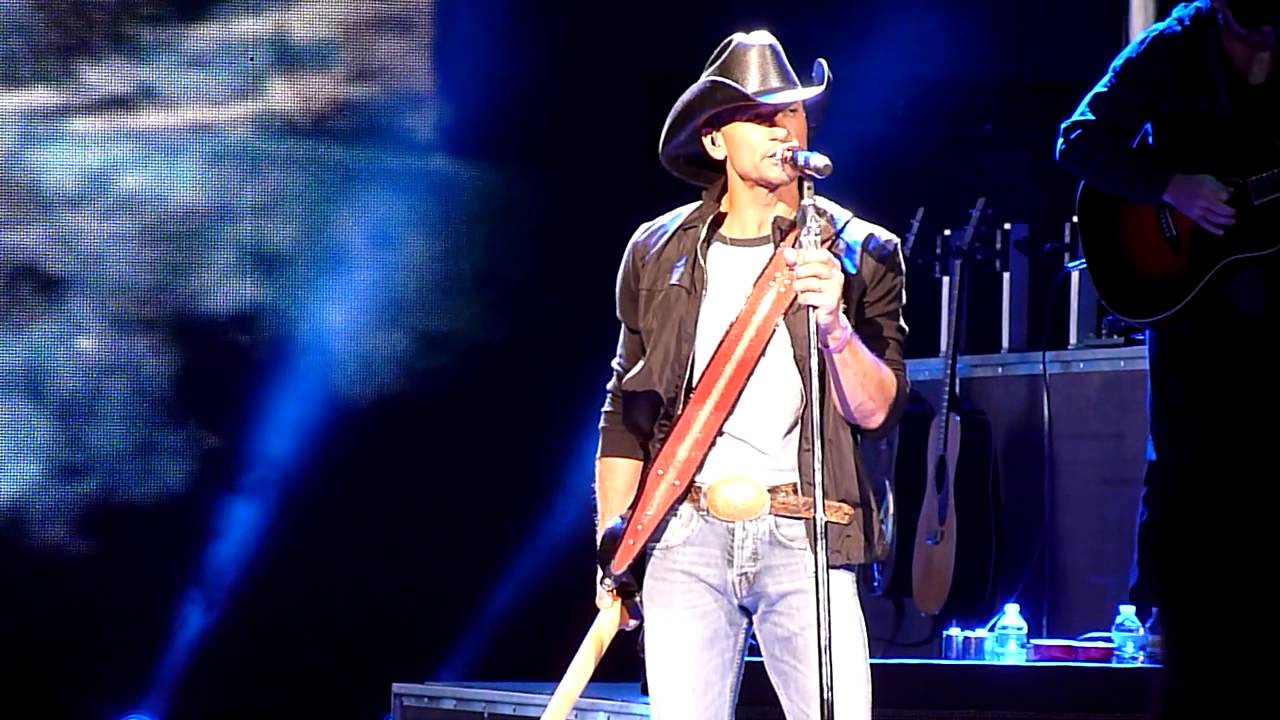 Tim McGraw ~ The Cowboy In Me ~ Chicago, IL ~ 5/24/13 - YouTube