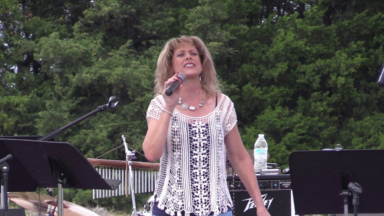 Heather Thomas Van Deren sings Woody Winn's "I Cant Leave the Cross" at ...