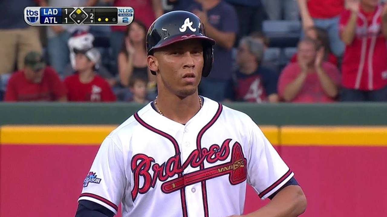 LAD@ATL Gm2: Simmons knots score at 1 with RBI double - YouTube