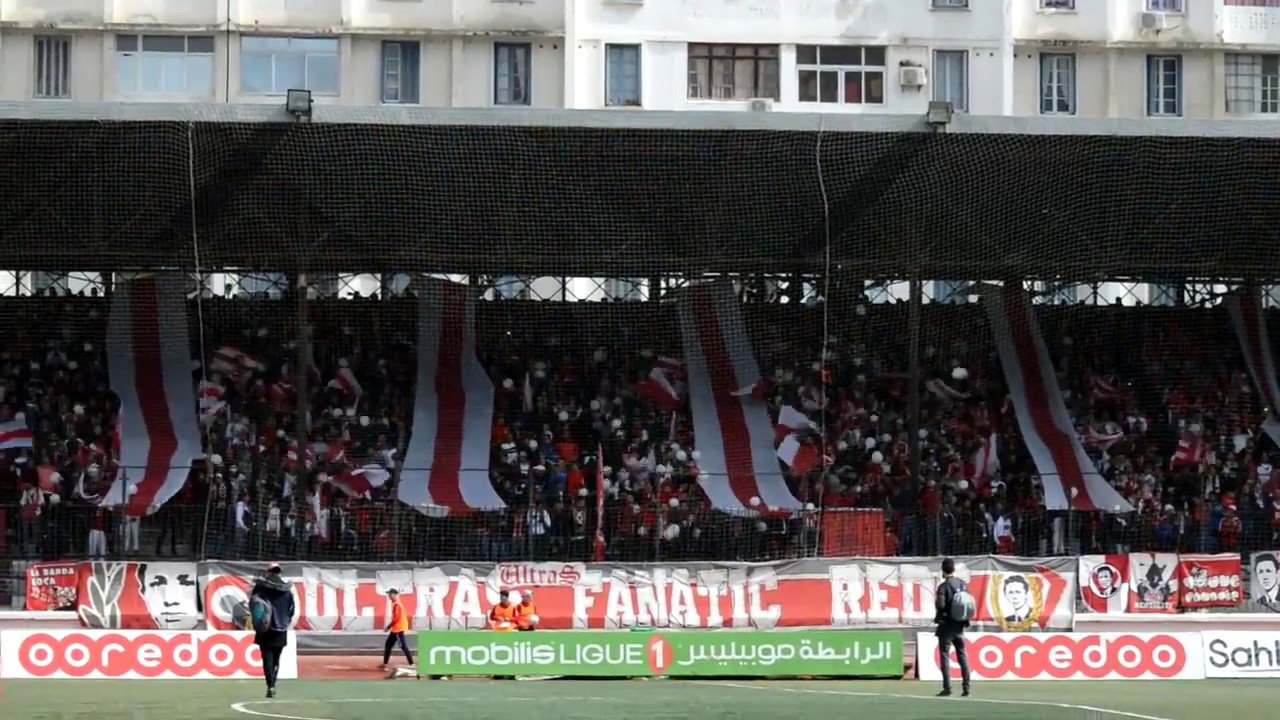 Ambiance UFR ( CRB ) lors du derby face à l'USMA : Volcana Liberi - YouTube