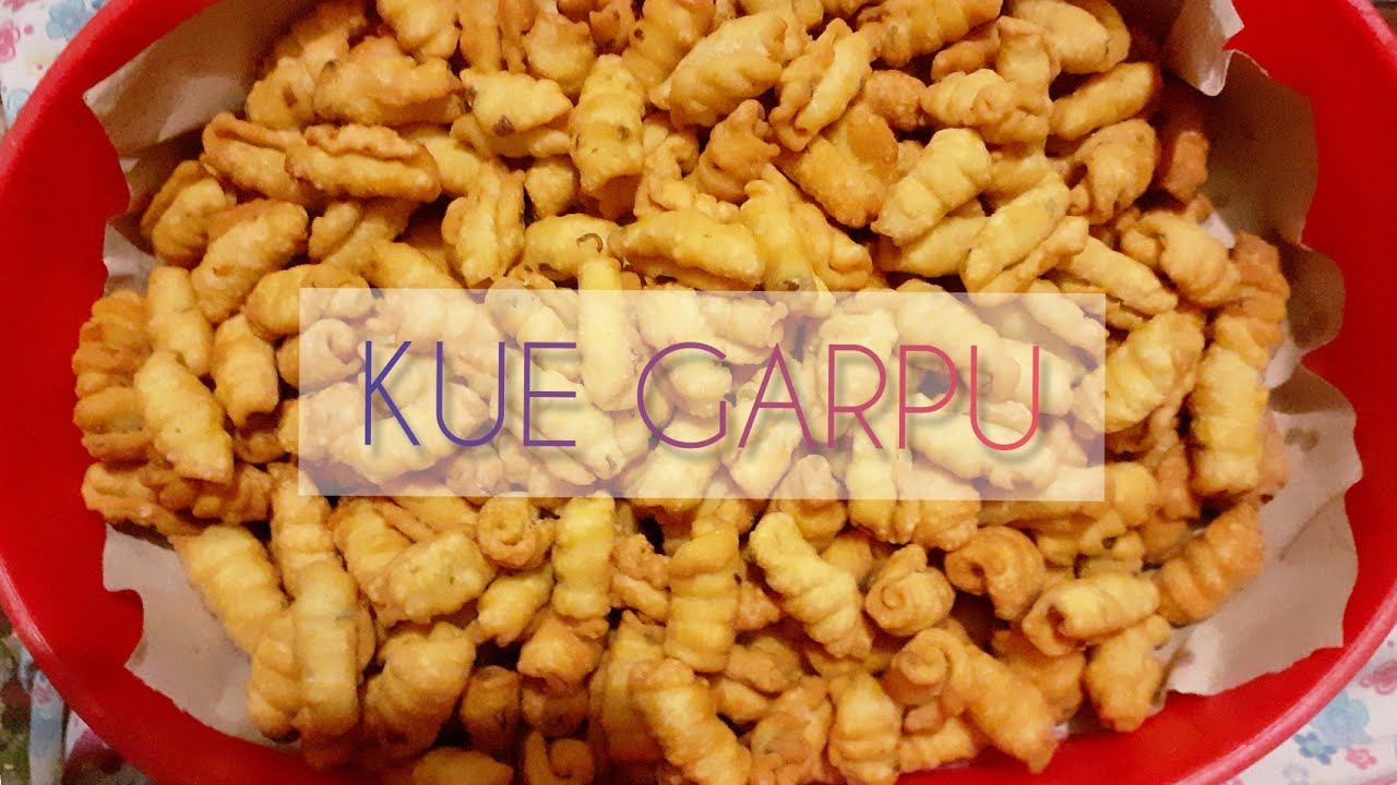 Kue Garpu Gurih | Cemilan Buka Puasa | Nam's Kitchen - YouTube