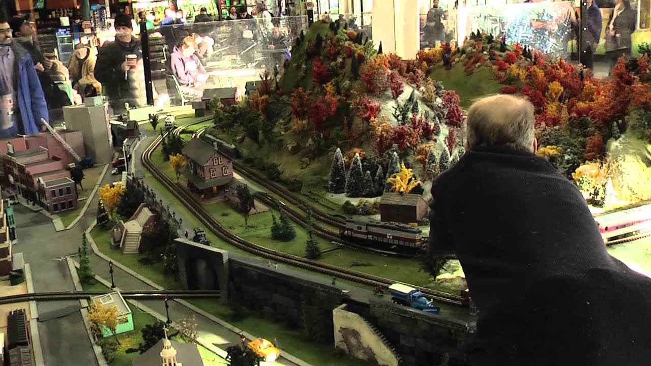 Toy Train - Boston South Station 2012 - 2013 - YouTube