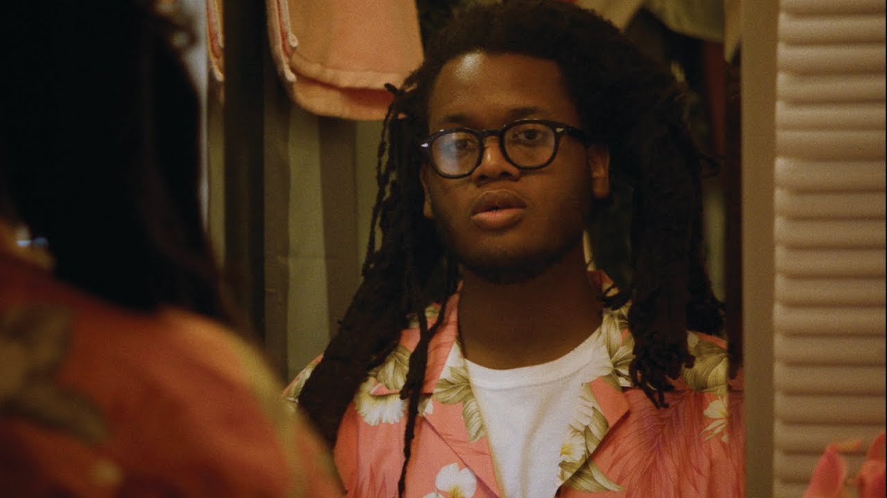 Yuno - Fall In Love [OFFICIAL VIDEO] - YouTube Music