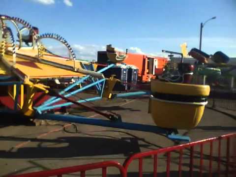 Thomas Amusements - Fireball ride - YouTube