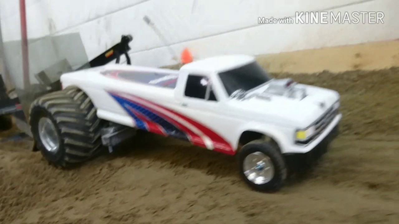 Truck Pull RC #11 - YouTube