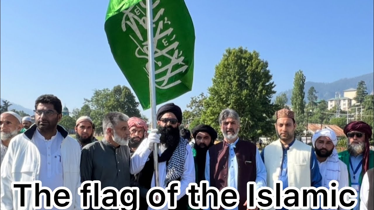 The flag of the Islamic world is hoisted in the Chowgan of Kishtwar ...