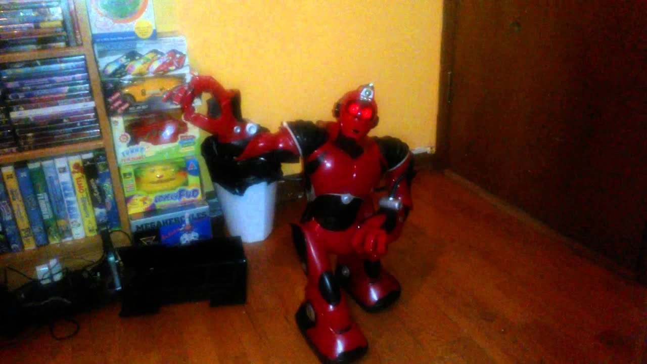 Robosapien V2 Red with 2nd set of new batteries - YouTube