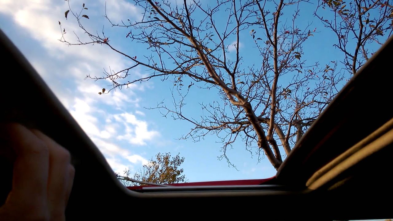 1985 Toyota Corolla GT-S AE86 Sunroof and Interior Lights - YouTube