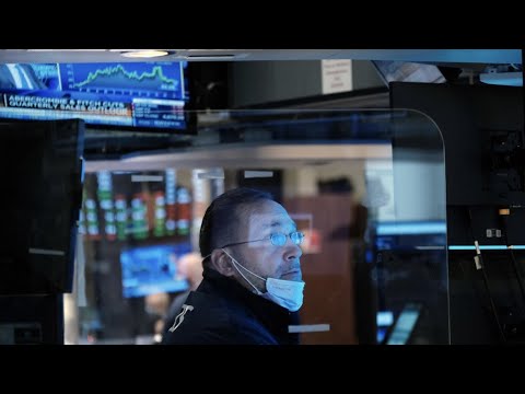 How to be a defensive investor in an economic slowdown: Strategist ...