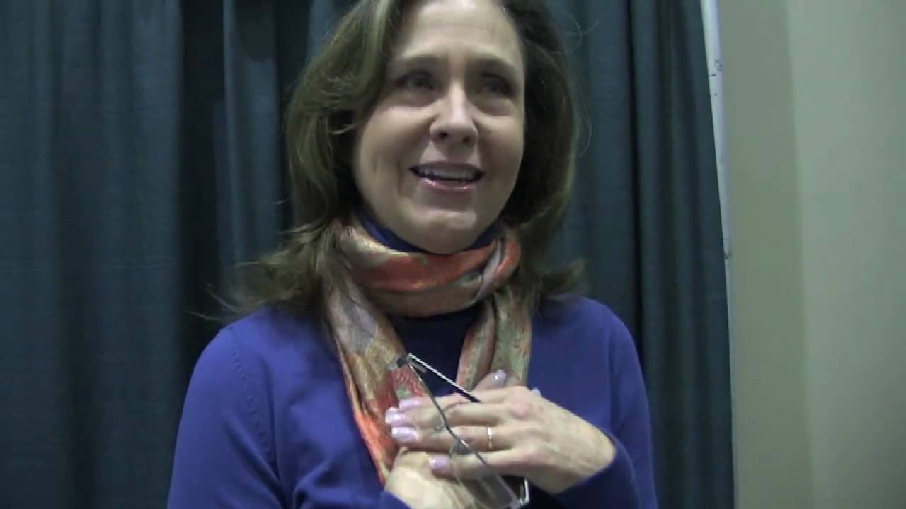 An Exclusive Interview with Erin Gray - YouTube