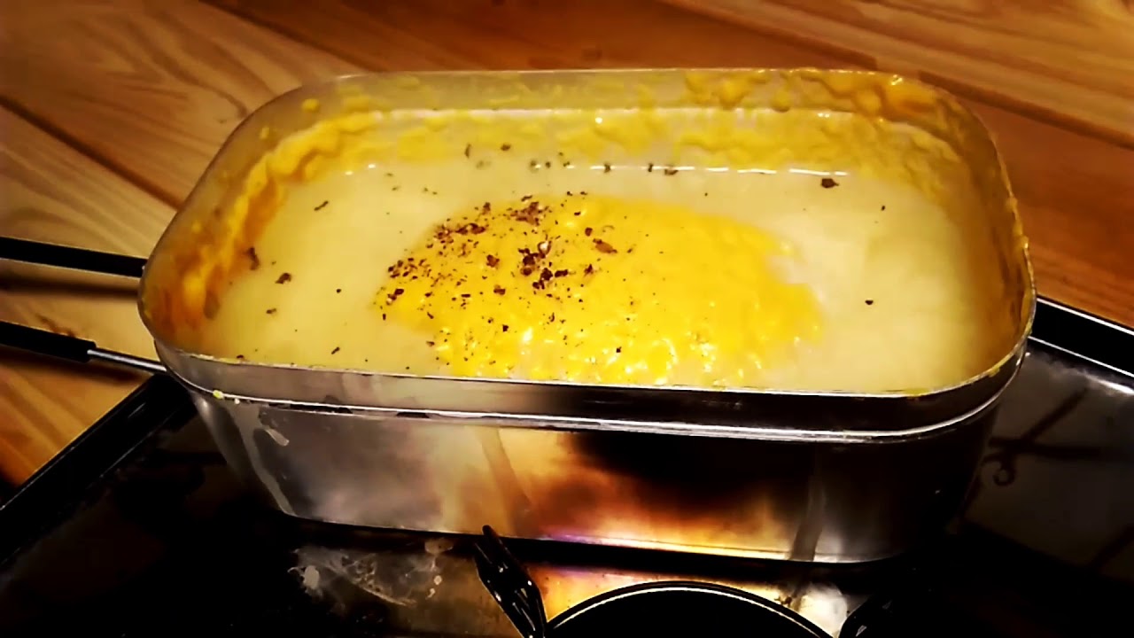 【部屋でキャンプ気分】[Chedar Cheese &Porcini Cheese]Messtins - YouTube