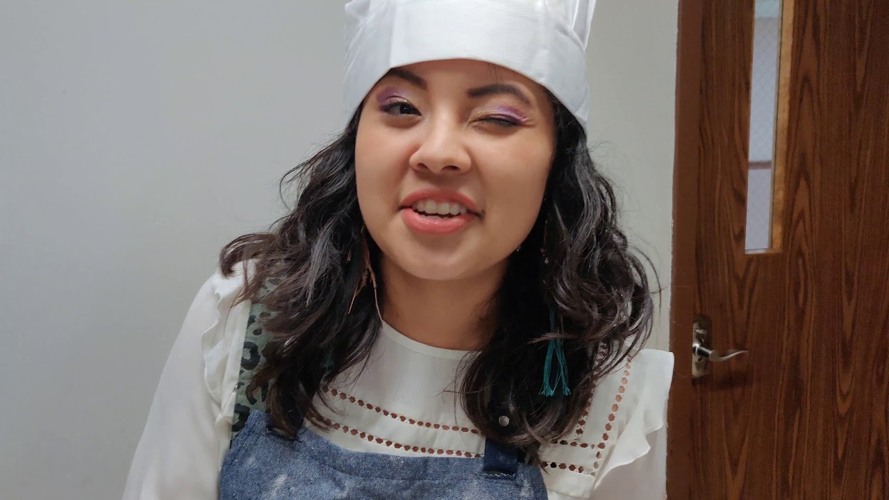 Maroon Macaroon RC - YouTube