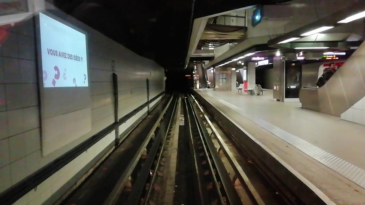 Métro D de Lyon Ligne automatique - YouTube