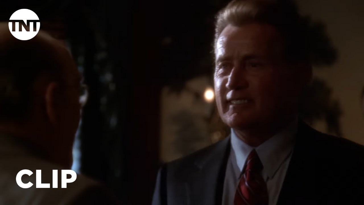 The West Wing: Bartlet's Risky Photo Op [CLIP] | TNT - YouTube