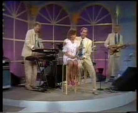 Sten & Stanley med Lotta Engberg - YouTube