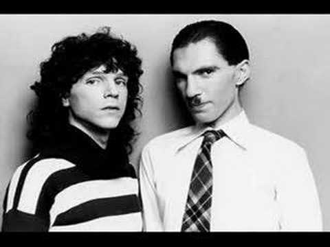 Sparks - Breaking out of prison 1984 - YouTube