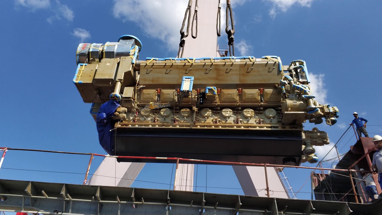 Gemi motoru kocaman - YouTube