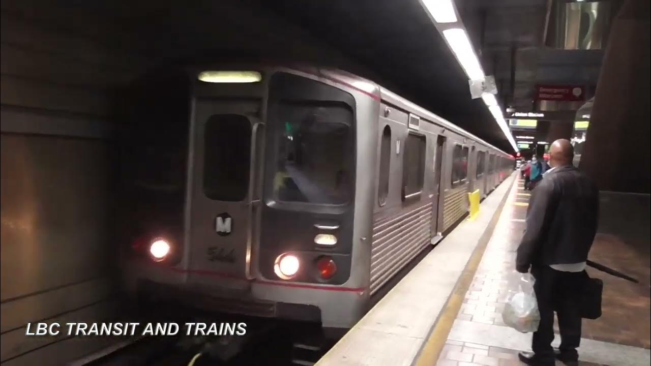 LACMTA Red Line Arriving at 7th St Metro Center - YouTube