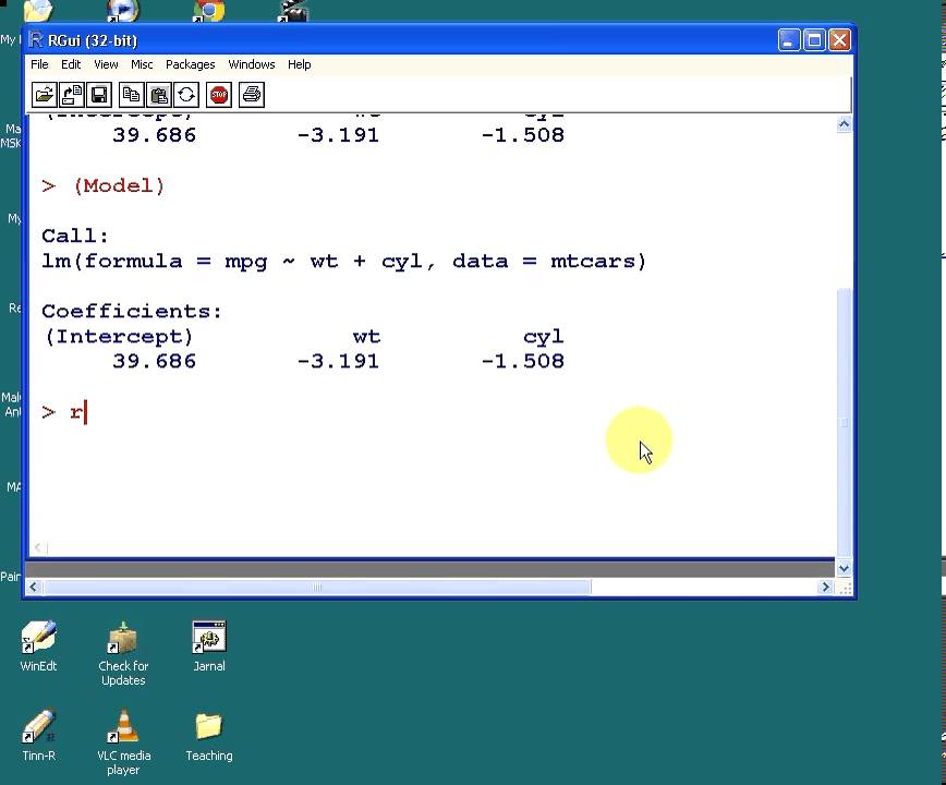 R Computing : Residuals from Regression Models - YouTube