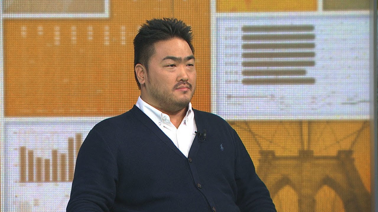 James Sung talks about Wechat's challengers - YouTube