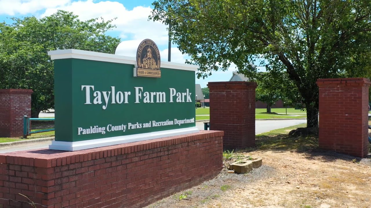 Taylor Farm Park Sky Tour - YouTube