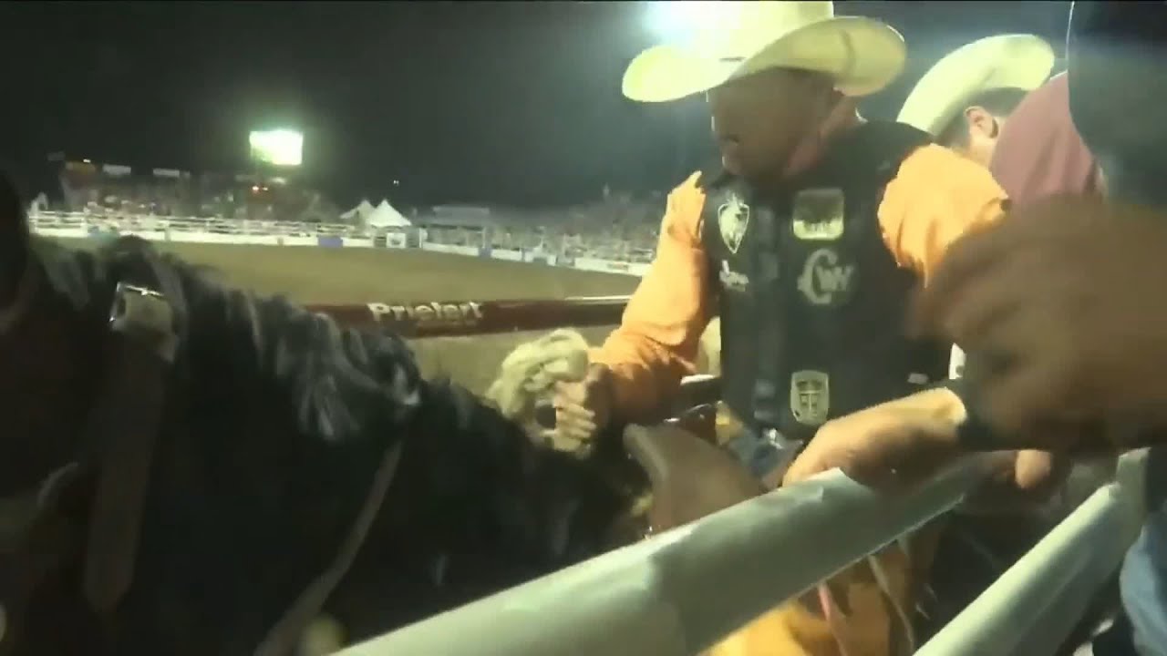 Cervi Championship Rodeo's Ed Bishop - YouTube