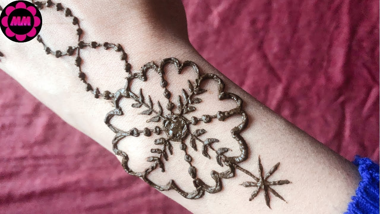Attractive Flower and Stars Henna | Christmas Special Mehndi Design #2 ...