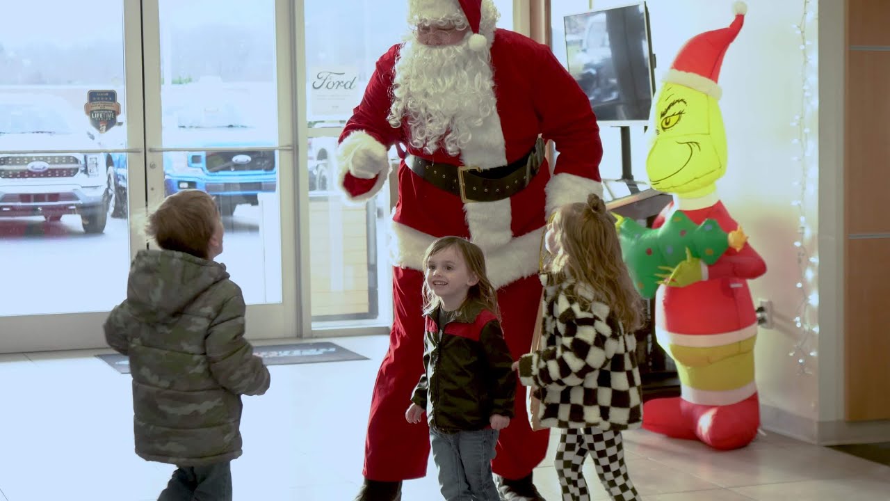 Unforgettable Christmas Moments: Sharing Joy at Short Redmond Ford! 🎄 ️ ...