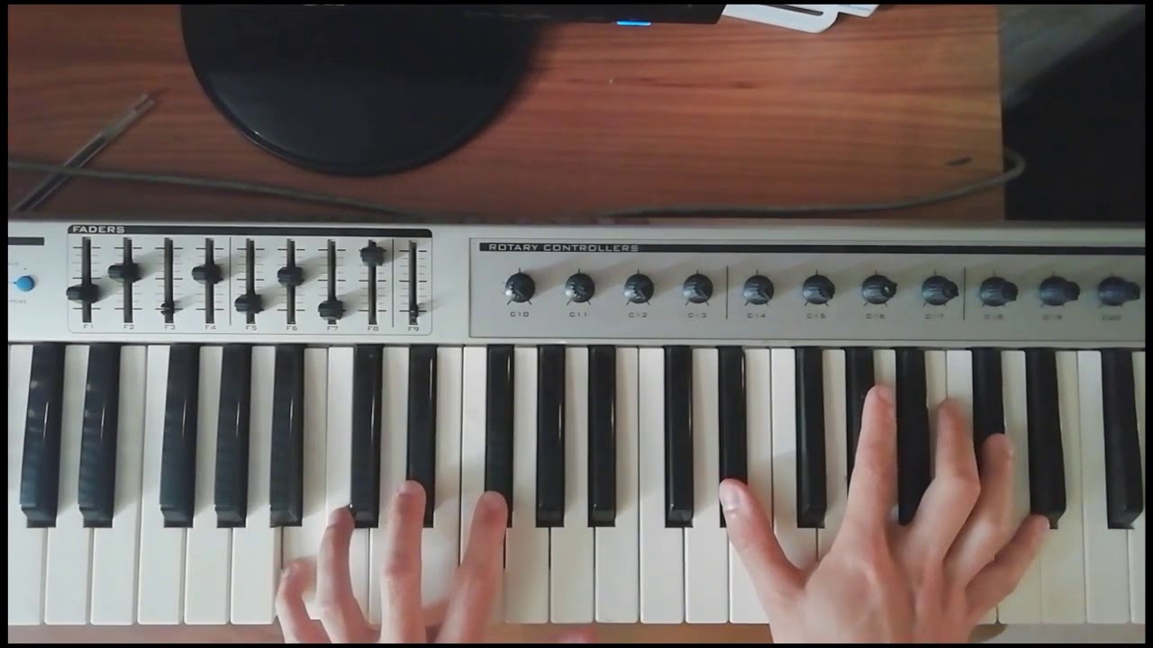 como tocar Flor que da fulgor enredados en piano 1 - YouTube