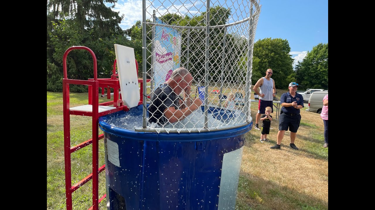 Hampton Falls Tricentennial - HFVFD open house for Kids - YouTube