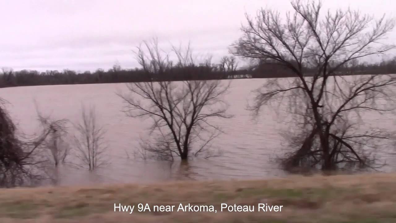 Poteau River & James Fork - Major Flood Stage - December 2015 - YouTube